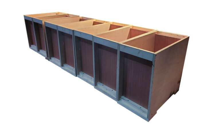 pleased to offer these swarm boxes/swarm traps